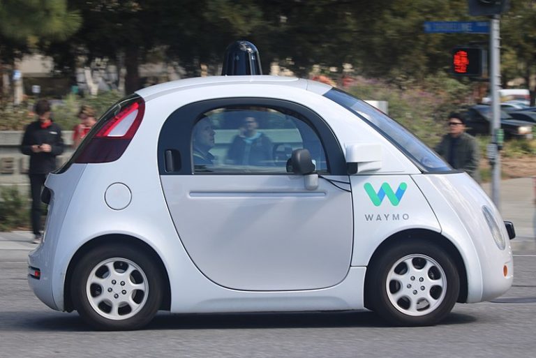 800px-Waymo_self-driving_car_side_view.gk_Grendelkhan_wikimcommons
